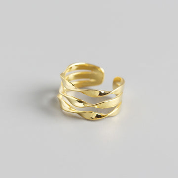 Sterling Silver Minimalist Triple Twist Line Ring – Rosemori